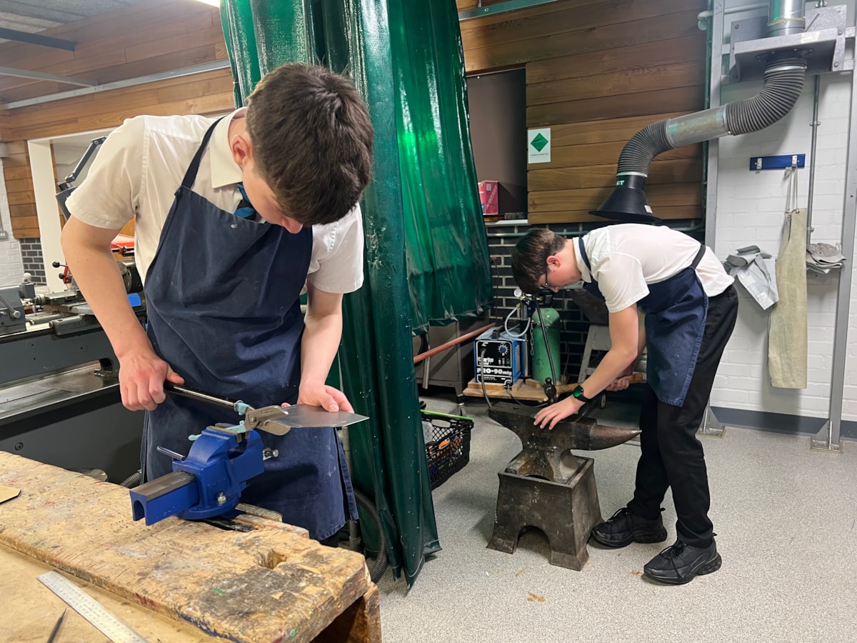 Sheet Metal Toolboxes | 27/01/2026 - Year 10 Engineering: Workshop ...